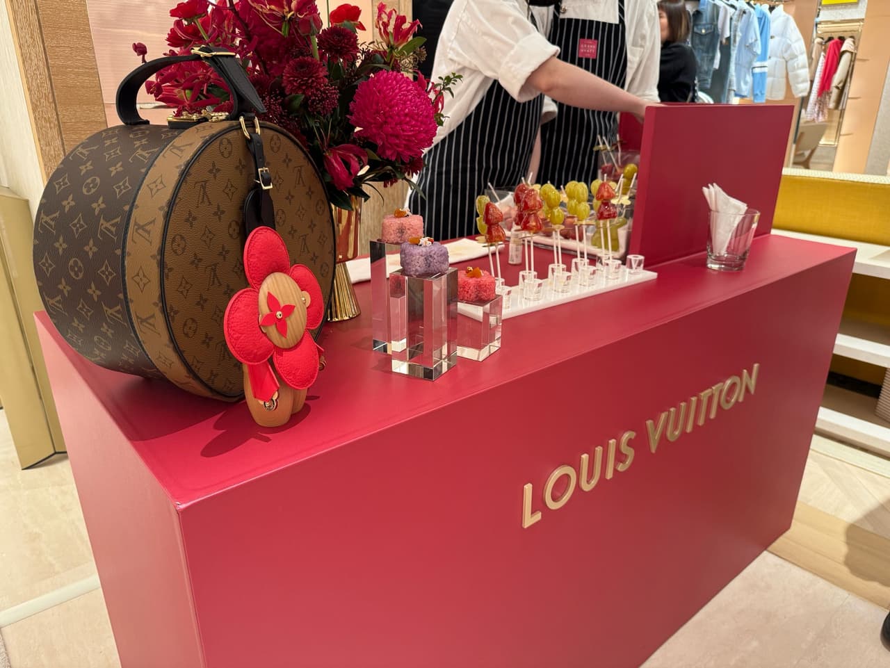 #分享 SOGO LV過年表演跟新購入飾品 - 精品板 | Dcard