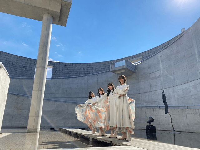 #情報 櫻坂46 2nd 「BAN」歌唱衣裝 - 坂道 46板 | Dcard