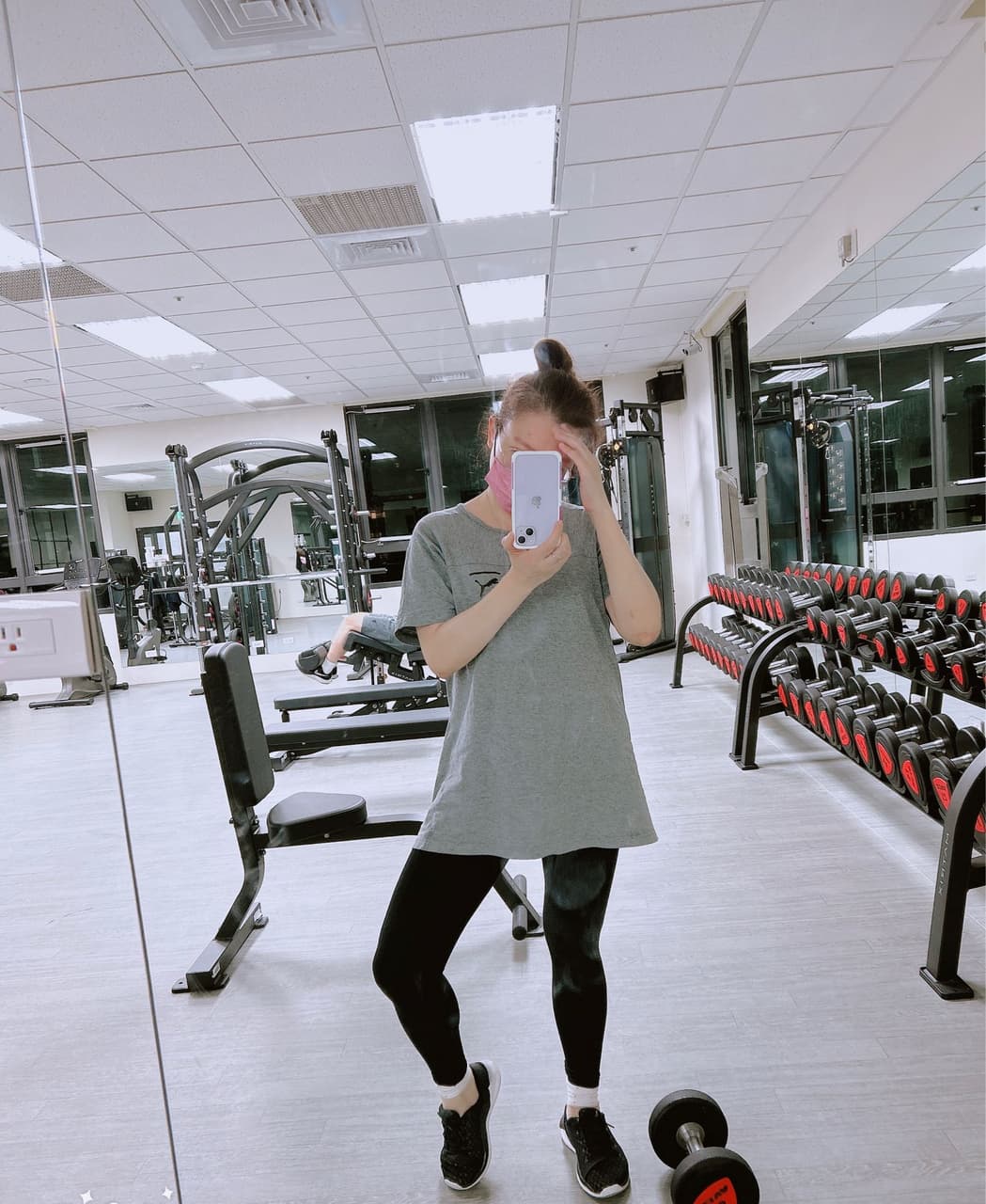 姿勢還行吧🥹🥹 - 魔女 (@candy0808) | Dcard