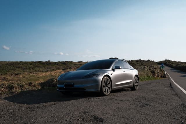 Model 3煥新版RWD交車！ - 汽車板 | Dcard