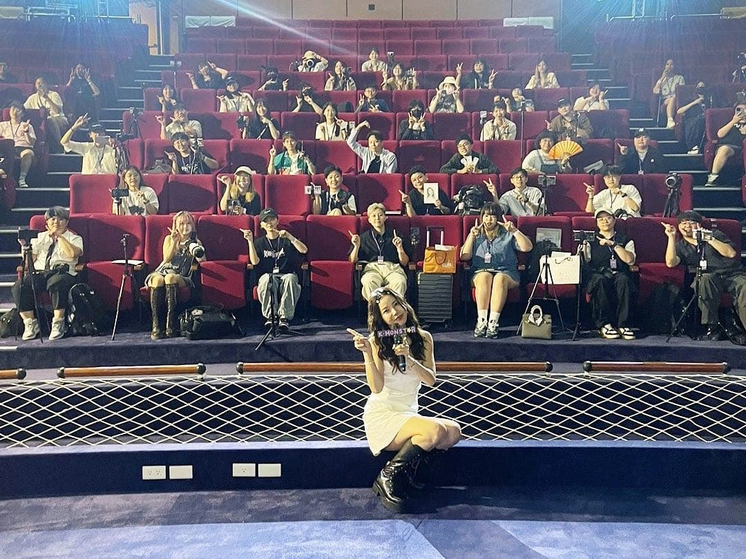 #集中討論 頌樂4/30（二）迷你二輯《𝐂𝐎𝐋𝐎𝐔𝐑𝐒》回歸 🎨 主打歌《𝗕𝘂𝘁 𝗜》MV及音源發布 - 追星板 | Dcard