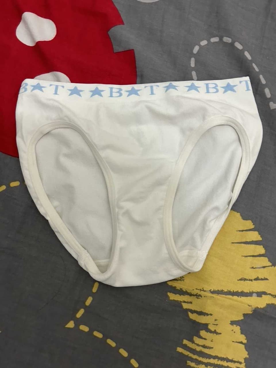 大家的小褲褲有好幾種類型 還是一種穿到底呢 女孩板 Dcard