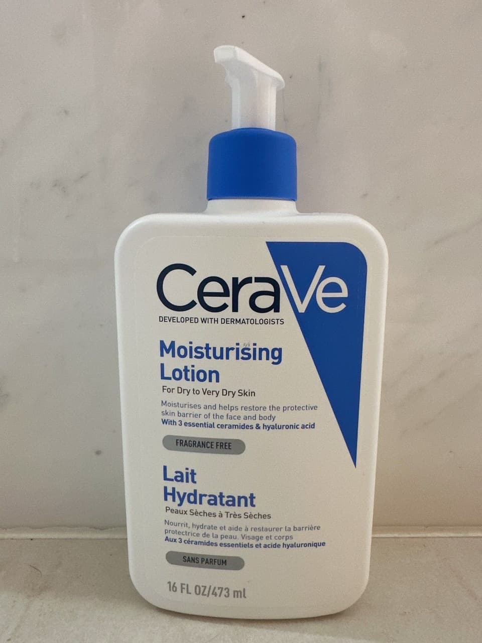 #分享 身體燥熱擦不住太滋潤的乳液 CeraVe剛剛好！ - 美妝板 | Dcard