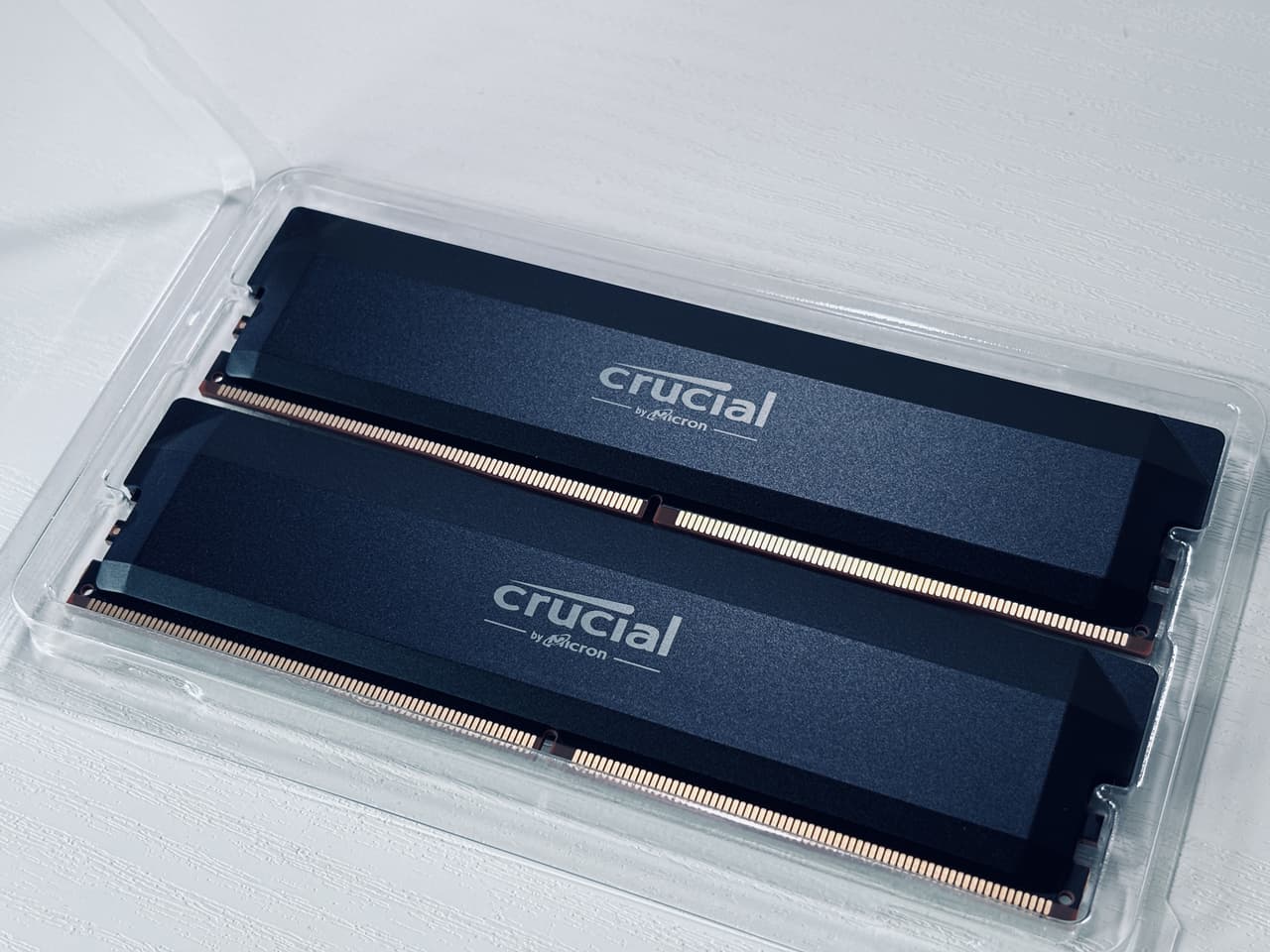 「換件外套，依然低調」 Micron Crucial PRO D5 6000 超頻版記憶體 #開箱 - 3C板 | Dcard