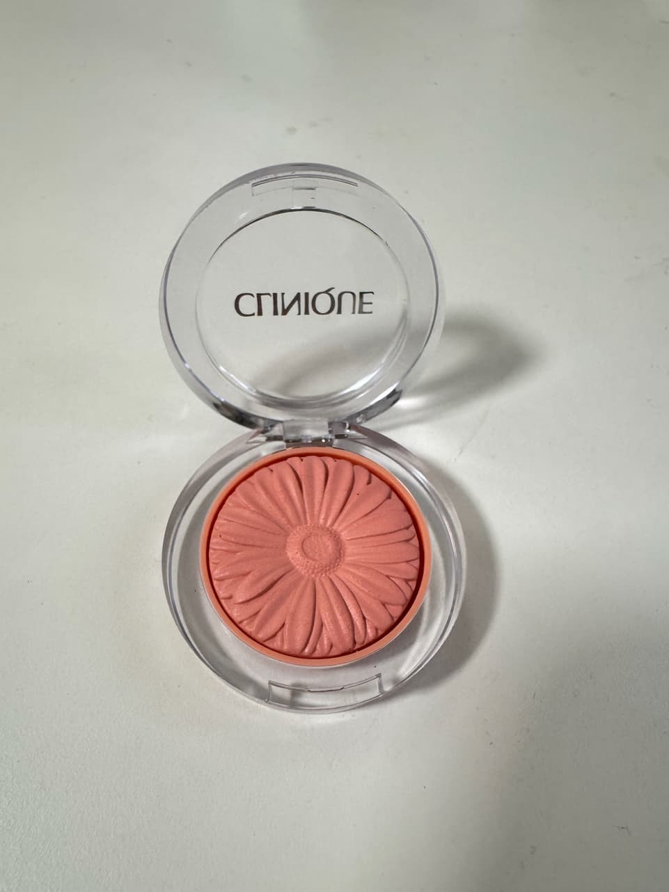 #我要賣 #我要賣 #二手 倩碧小花腮紅08 melon pop（已賣出） - 二手交易板 | Dcard