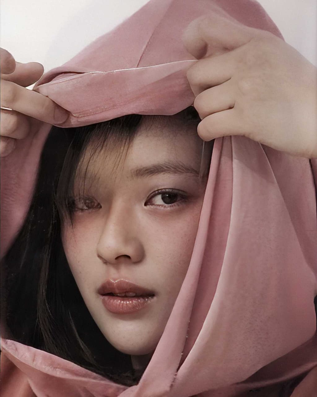 #分享 定延 & Harper's BAZAAR Korea 3月份 - TWICE板 | Dcard