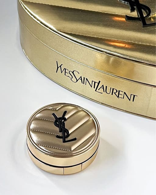 #分享 YSL情人節禮盒開箱 黑金控必收！ - 美妝板 | Dcard