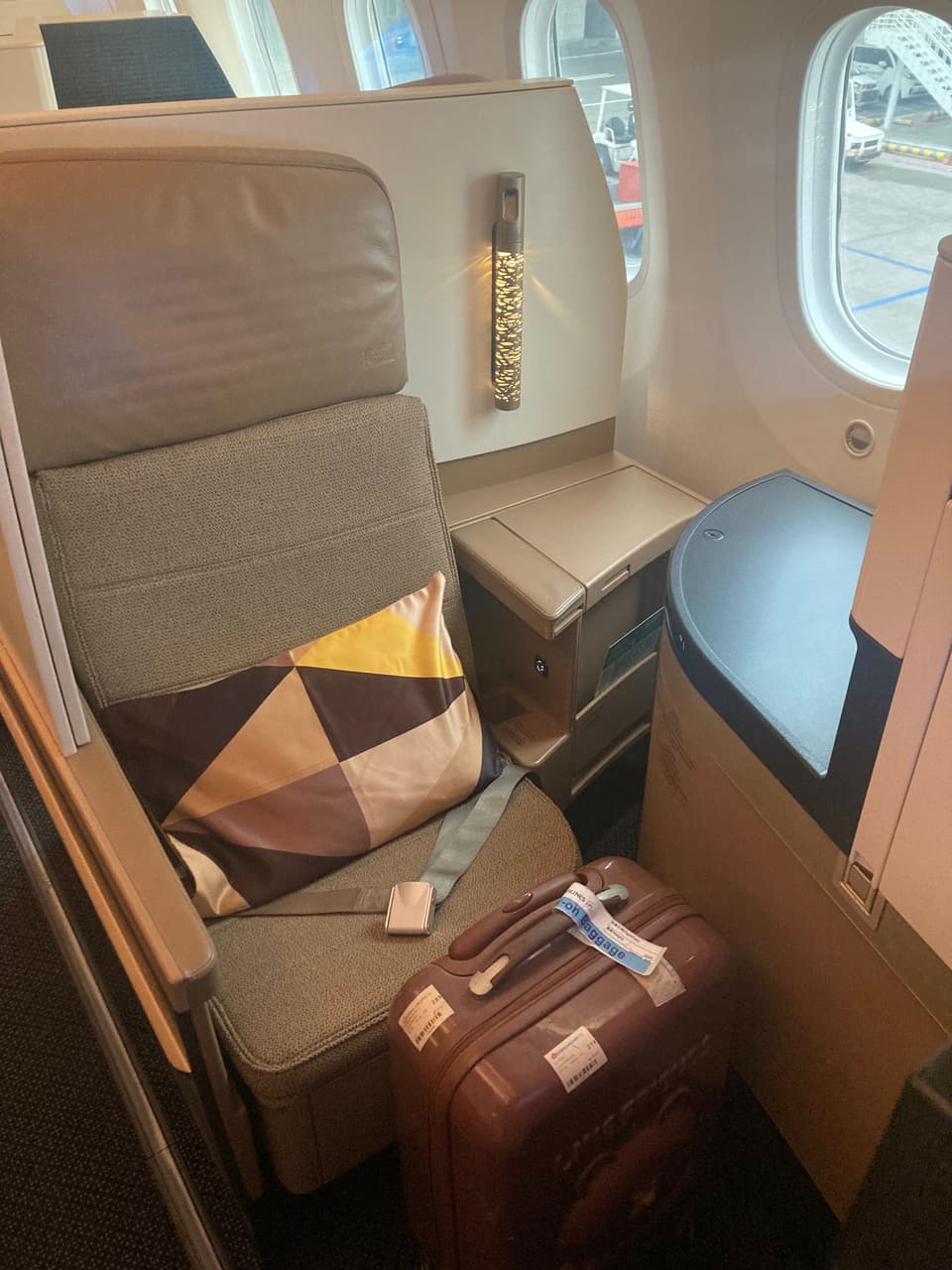 #飛行紀錄 競標Etihad商務艙 ICN-AUH BOEING 787-10 JET - 航空板 | Dcard