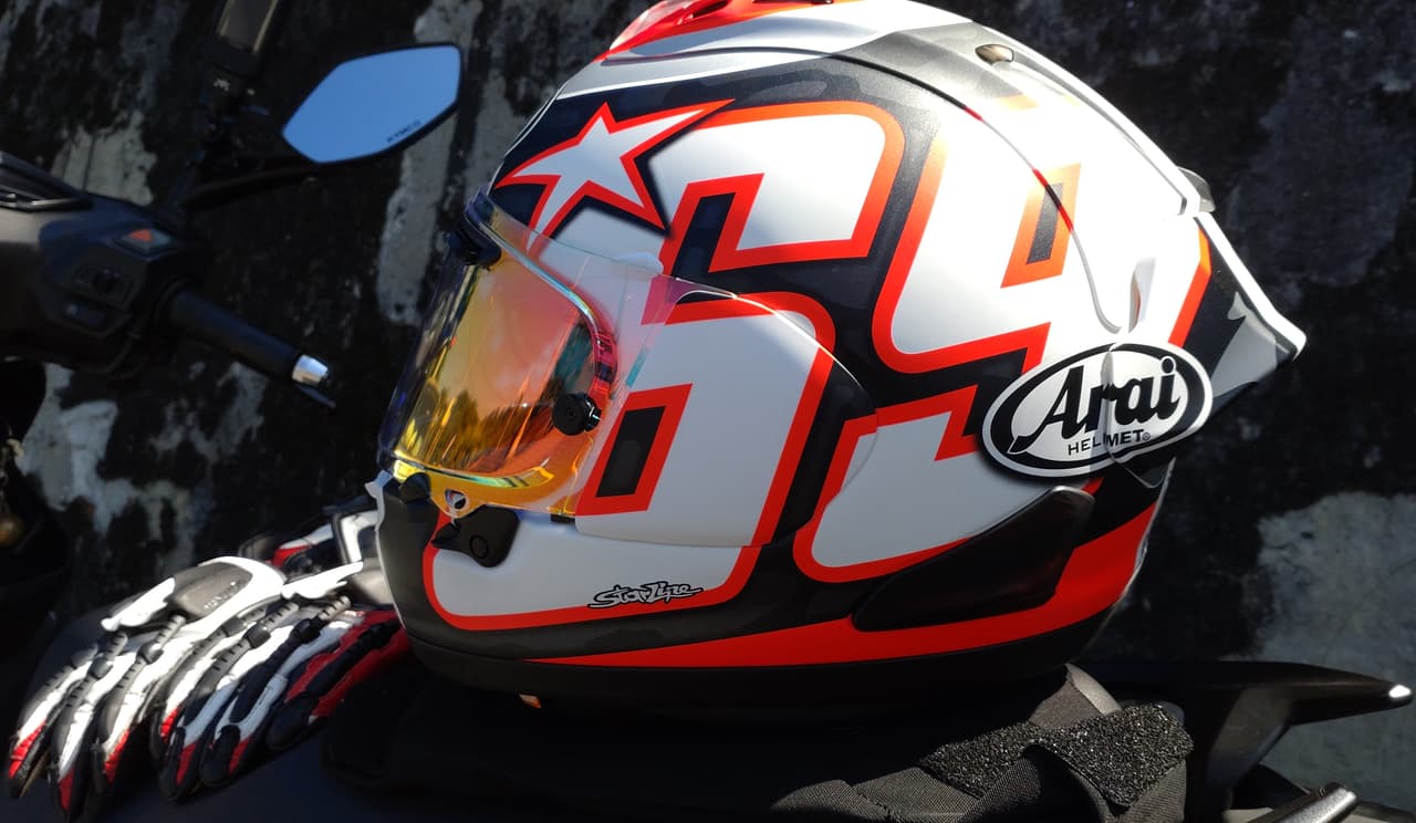 #人身部品 Arai RX7X 簡易開箱 & S/A 比較心得 - 重機板 | Dcard