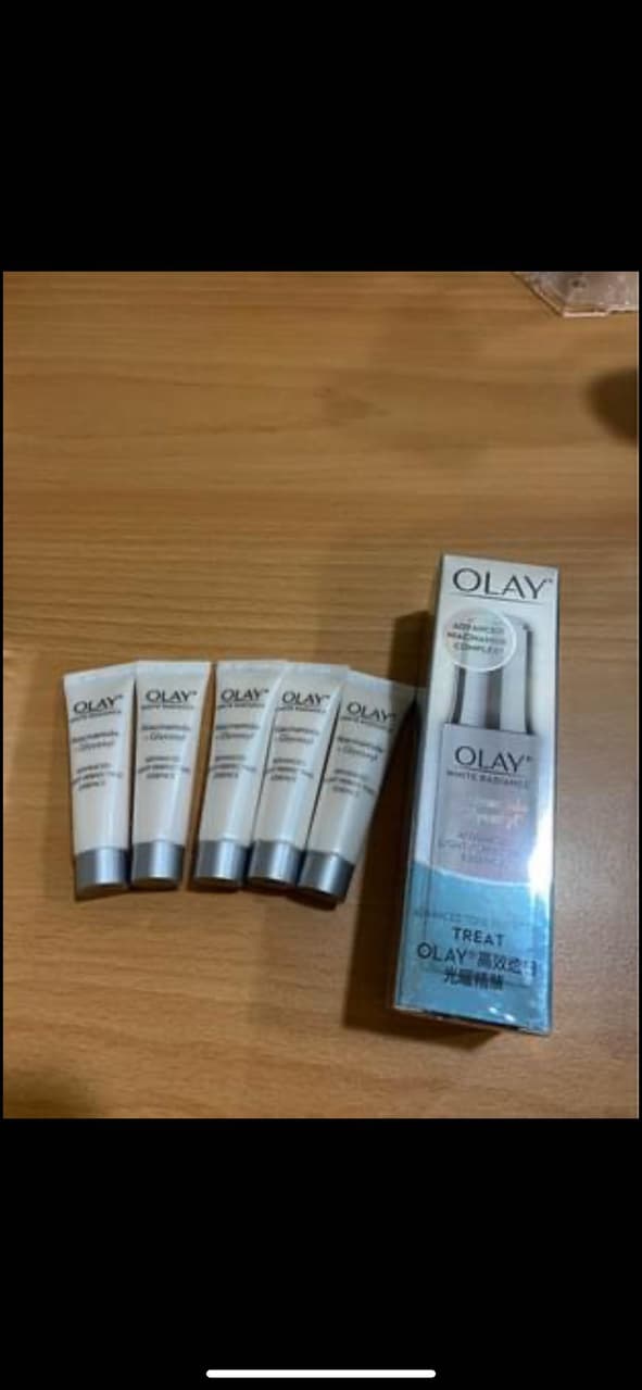 #我要賣 #售全新 OLAY 歐蕾 革糖素小白瓶 美白保濕精華30mL*1 +6mL *5 - 二手交易板 | Dcard