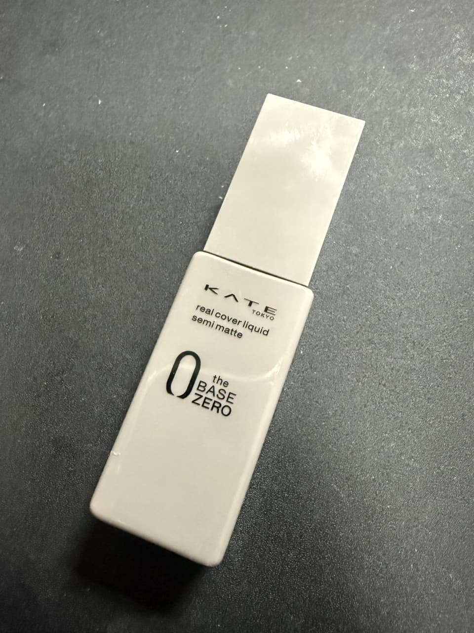 #我要賣 Kate Zero粉底液、雅詩蘭黛遮瑕霜(負擔運費即可) - 二手交易板 | Dcard