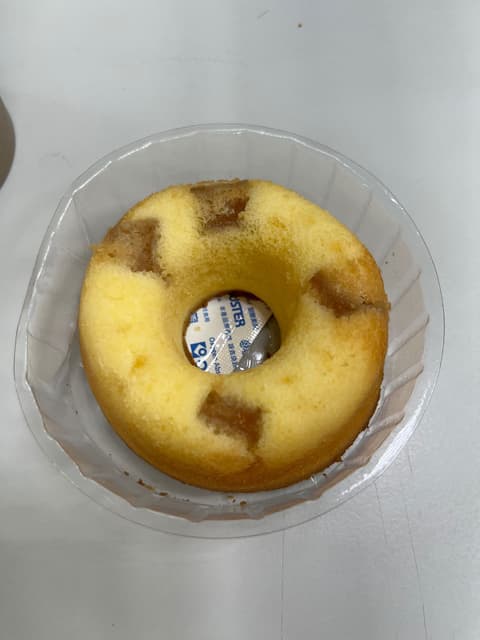 711新品甜點分享-鳳梨甜甜圈 - 美食板 | Dcard