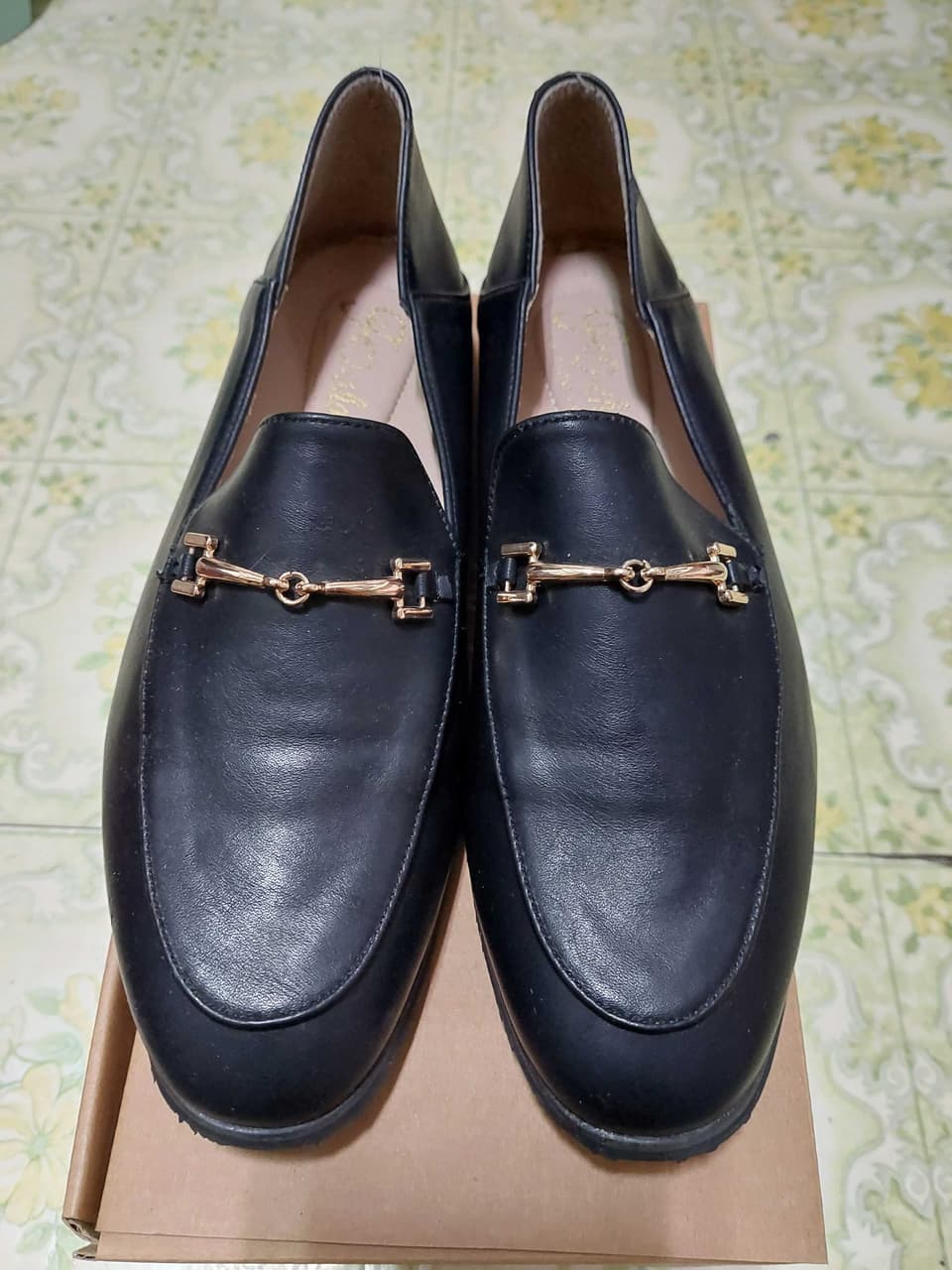 #已贈出 FM SHOES樂福鞋 - 贈物板 | Dcard