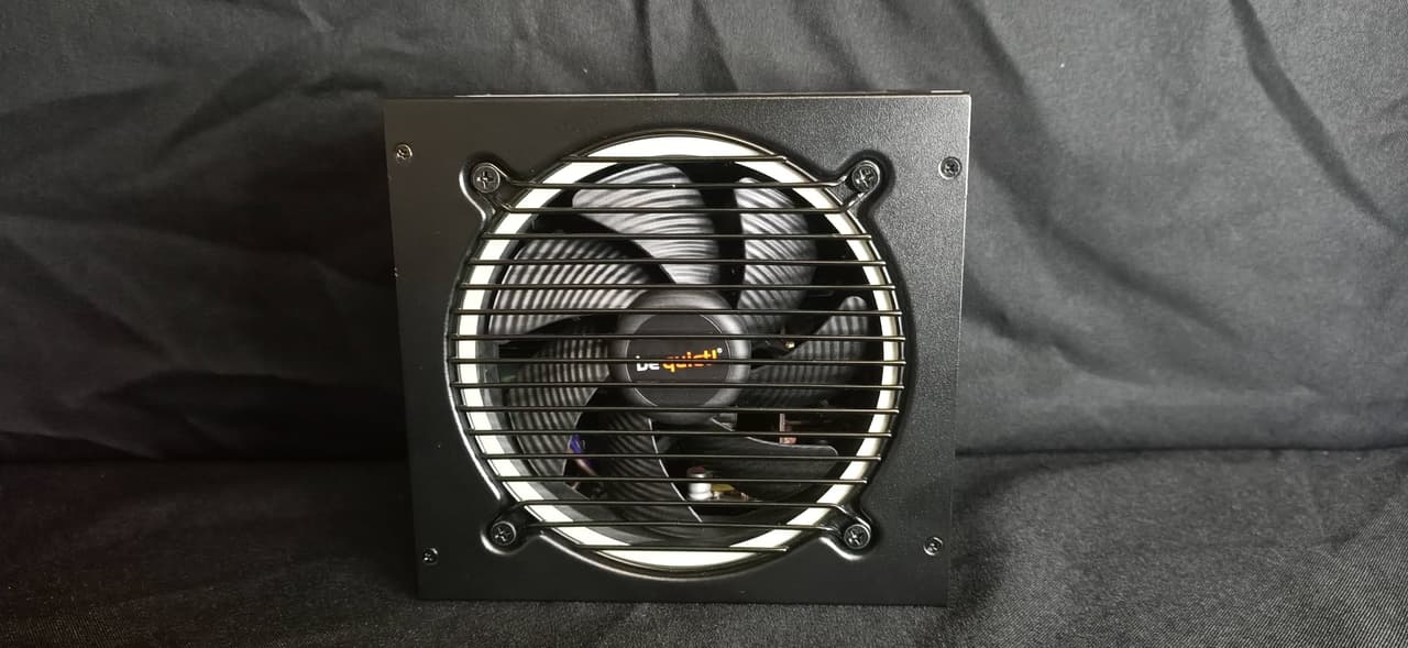 #開箱 be quiet! PURE POWER 11 FM 650W 全模組金牌電源供應器 - 3C板 | Dcard