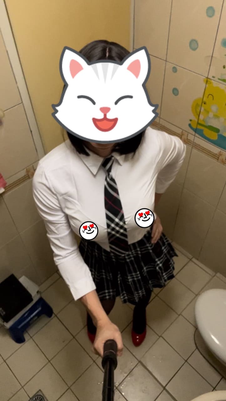 OL服 vs JK服 - 偽娘板 | Dcard