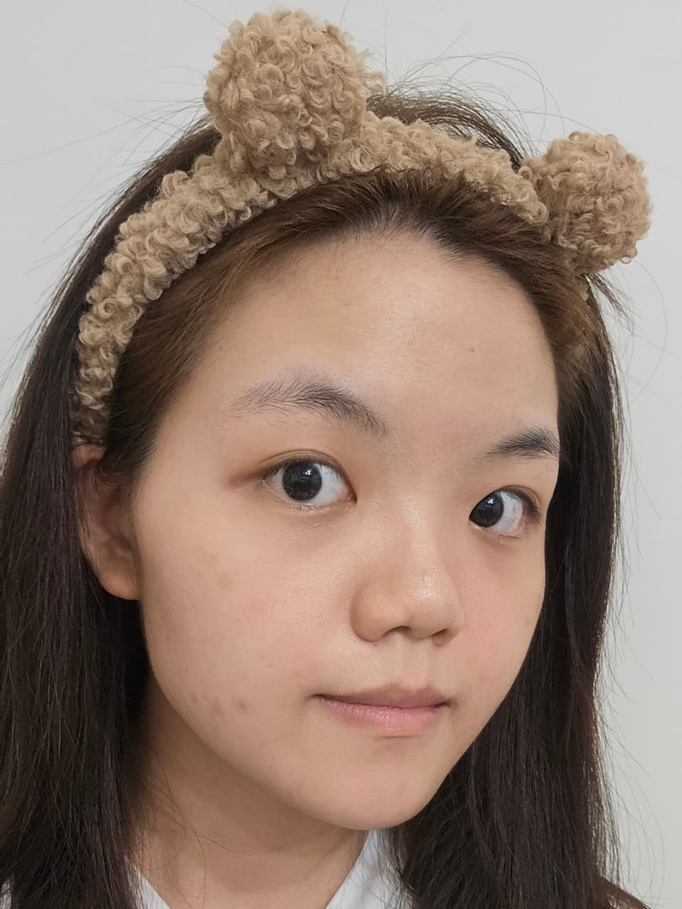 黃皮也能有白皙透明肌！敏感肌也ok的亮顏乳實測分享🫶 - 熊水🐻 (@bearbear_64) | Dcard