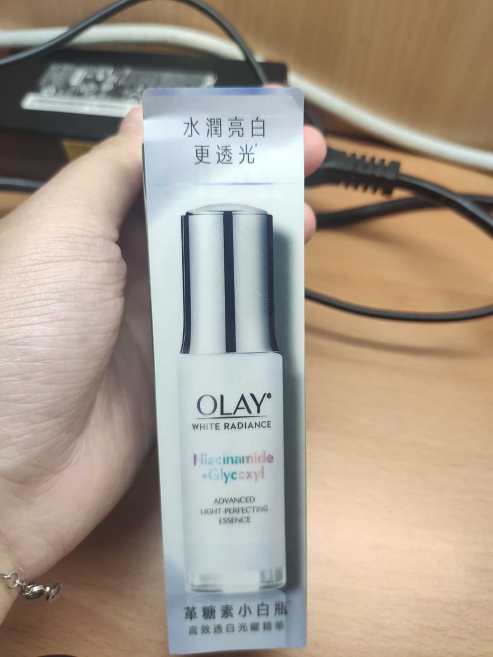「已贈出」全新 olay 小白瓶 30ml 一瓶 贈送 - 女孩板 | Dcard
