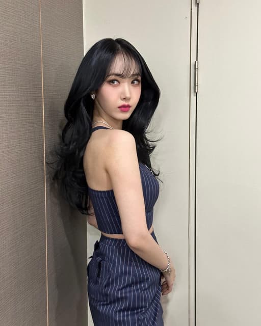 #更新 230203 SinB, Eunha IG 貼文更新 - GFRIEND板 | Dcard