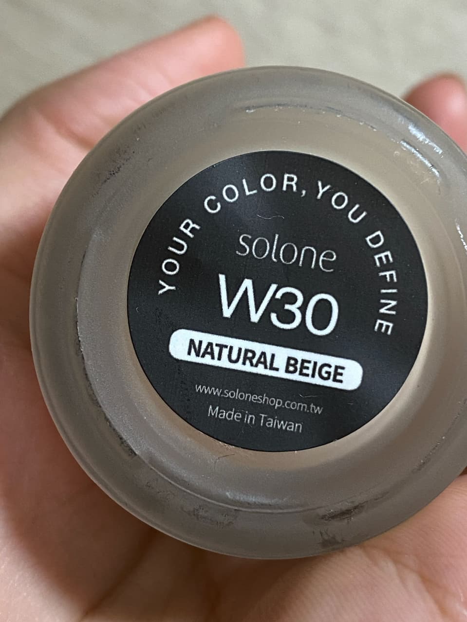 #我要賣 Solone 柔紗精粹粉底液 30g/色號：W30（有調降）（更：已售出） - 二手交易板 | Dcard