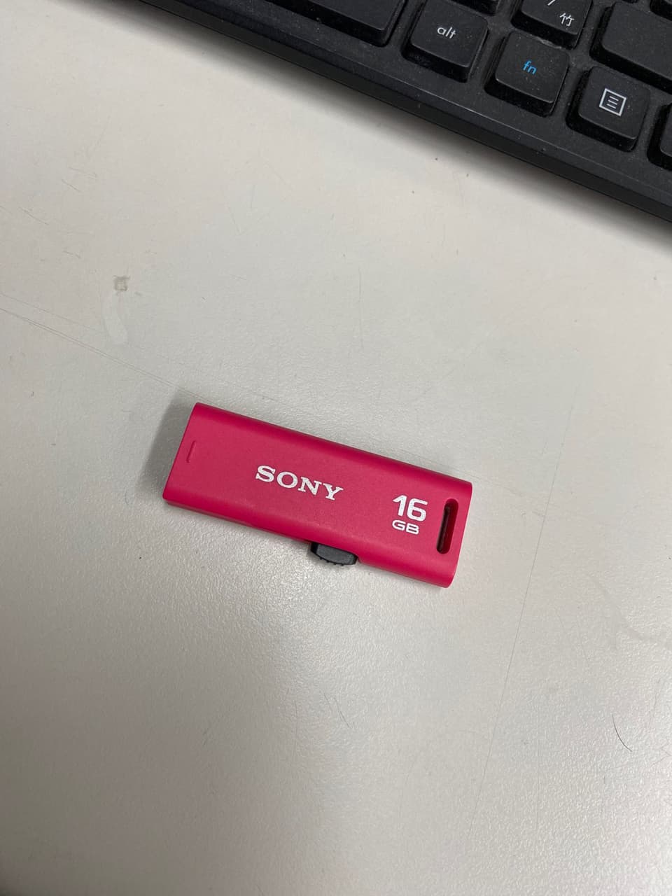隨身碟遺失 高雄第一科大板 Dcard