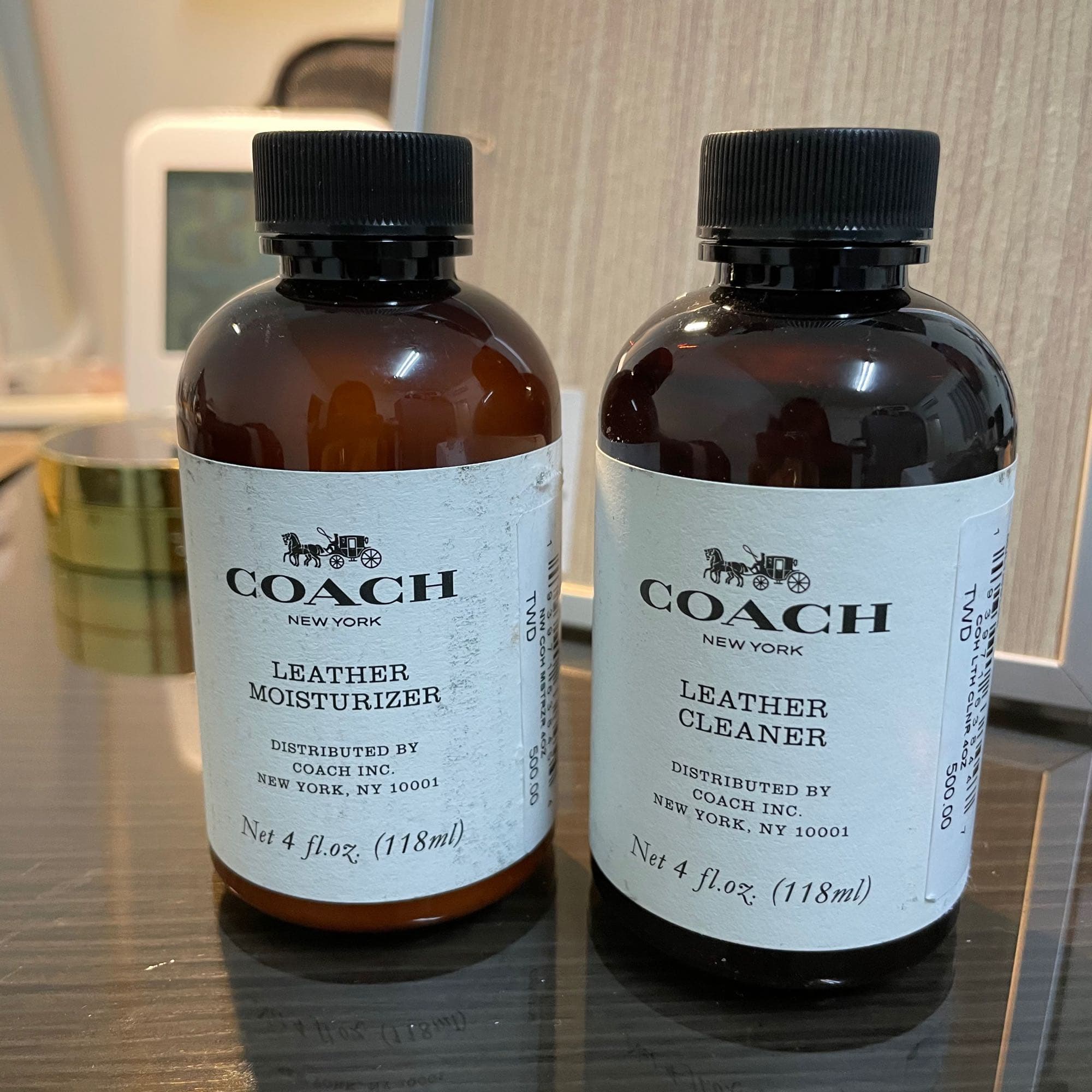 #分享 精品包吃色泛白處理、髒污清潔&保養(coach清潔油+保養乳實測) - 精品板 | Dcard