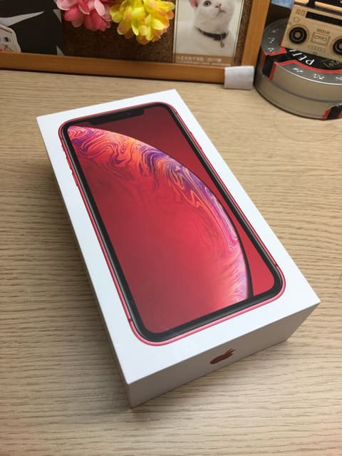[ 3C ] IPhone XR紅色 開箱！要選i8還是XR? - 3C板 | Dcard