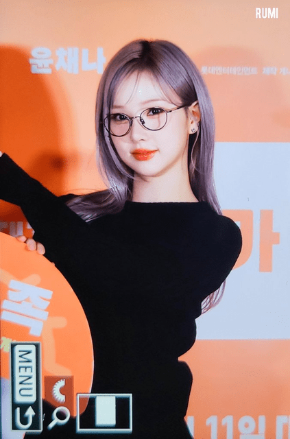 #行程 241202 電影《大家族》VIP首映 (VIVIZ Eunha, SinB) - B1-2 留言 | Dcard