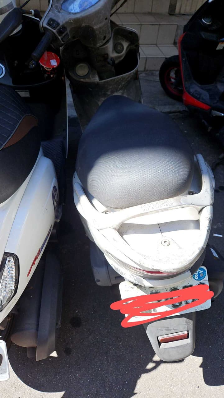 發問 機車被靠真的無解嗎 問答板 Dcard