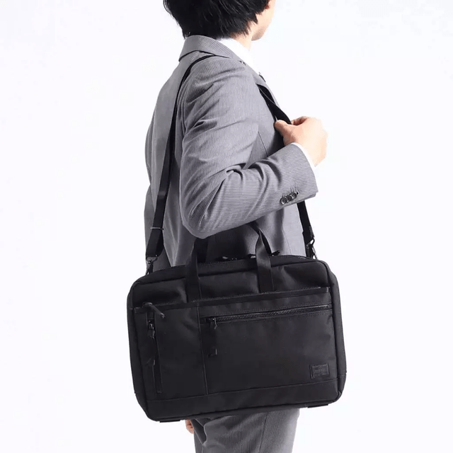 【2025公事包推薦】6款PTT/Dcard人氣高CP值商務包：PORTER、COACH、小金牛選購全攻略！ - 炸蝦 (@vine666) | Dcard