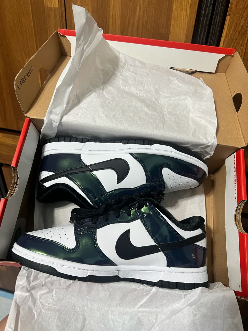 開箱 Nike Dunk Low 變色龍 - 風一般的女子 (@crklyj) | Dcard