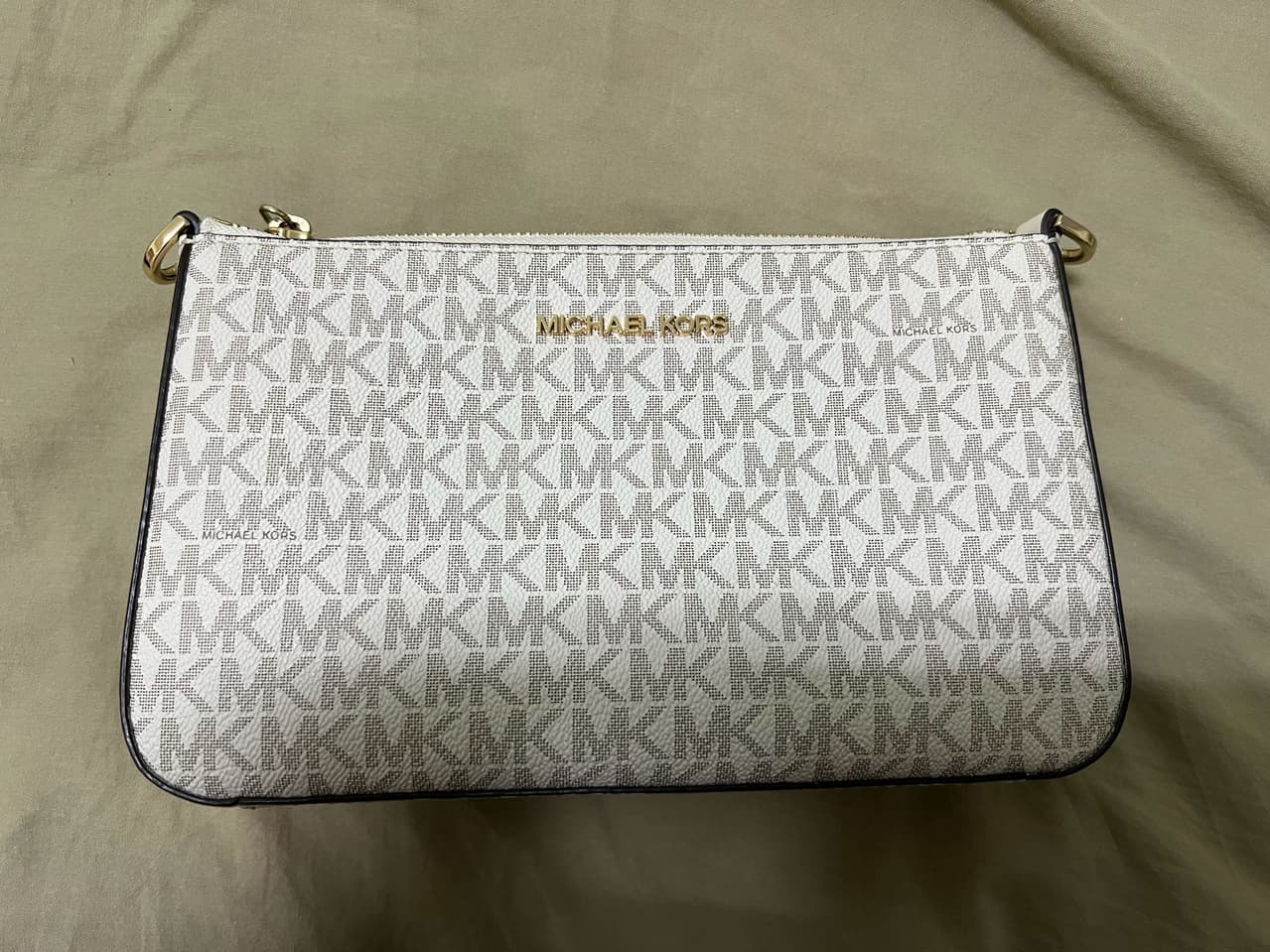 #我要賣 暫售 近全新MK麻將包 歡迎來議價 - 二手交易板 | Dcard