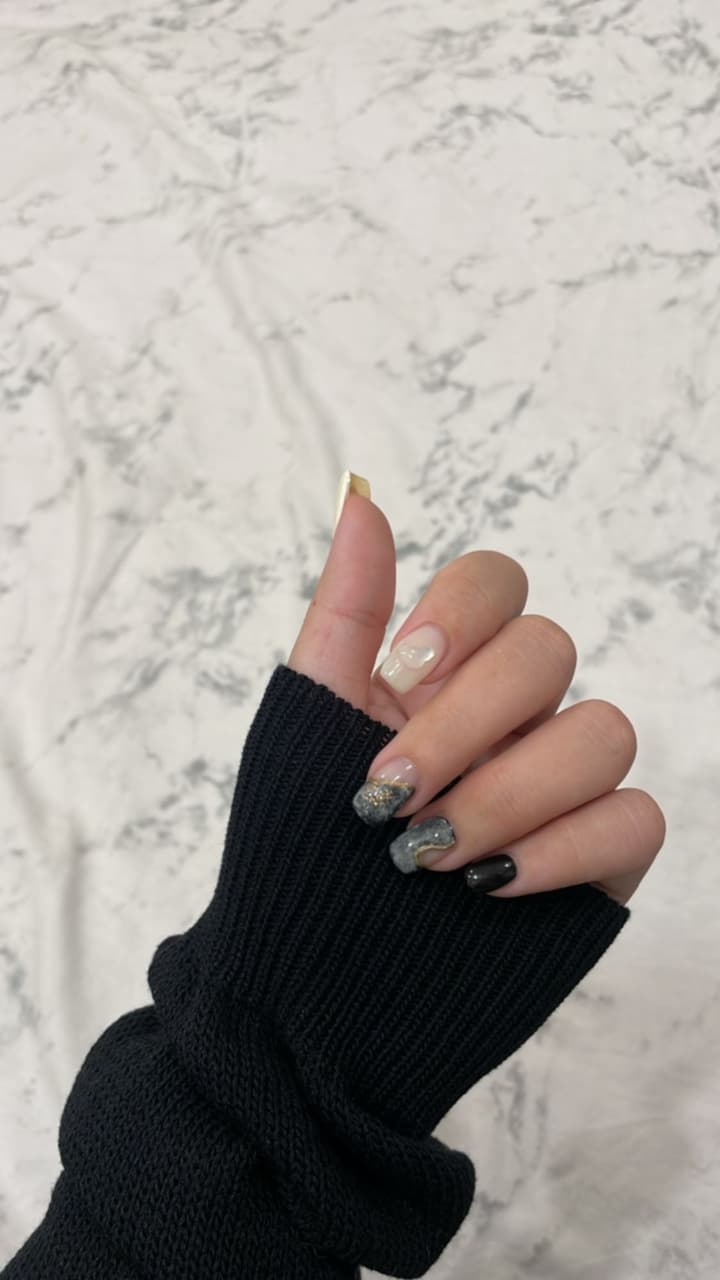 分享 終於遇到命定美甲師🫶🏻 美甲板 Dcard