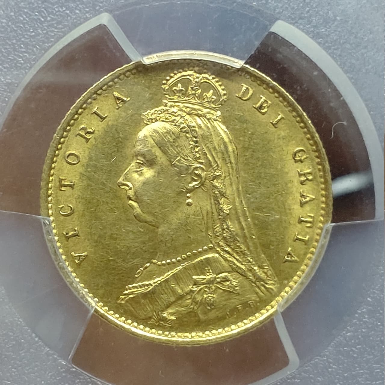 維多利亞女王時期 1/2 sov - 復古板 | Dcard