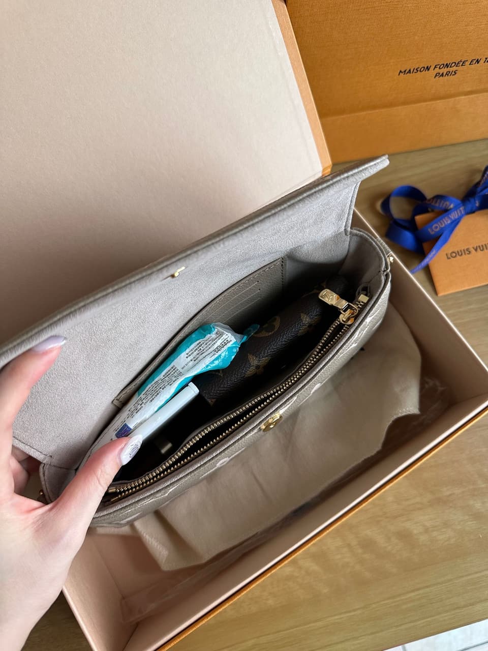#開箱 LV 大象灰 Ivy 🥰 - 精品板 | Dcard