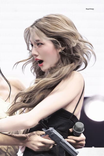 LingOrm見面會應援之LO介紹大全(1) - Orm - 彩虹板 | Dcard