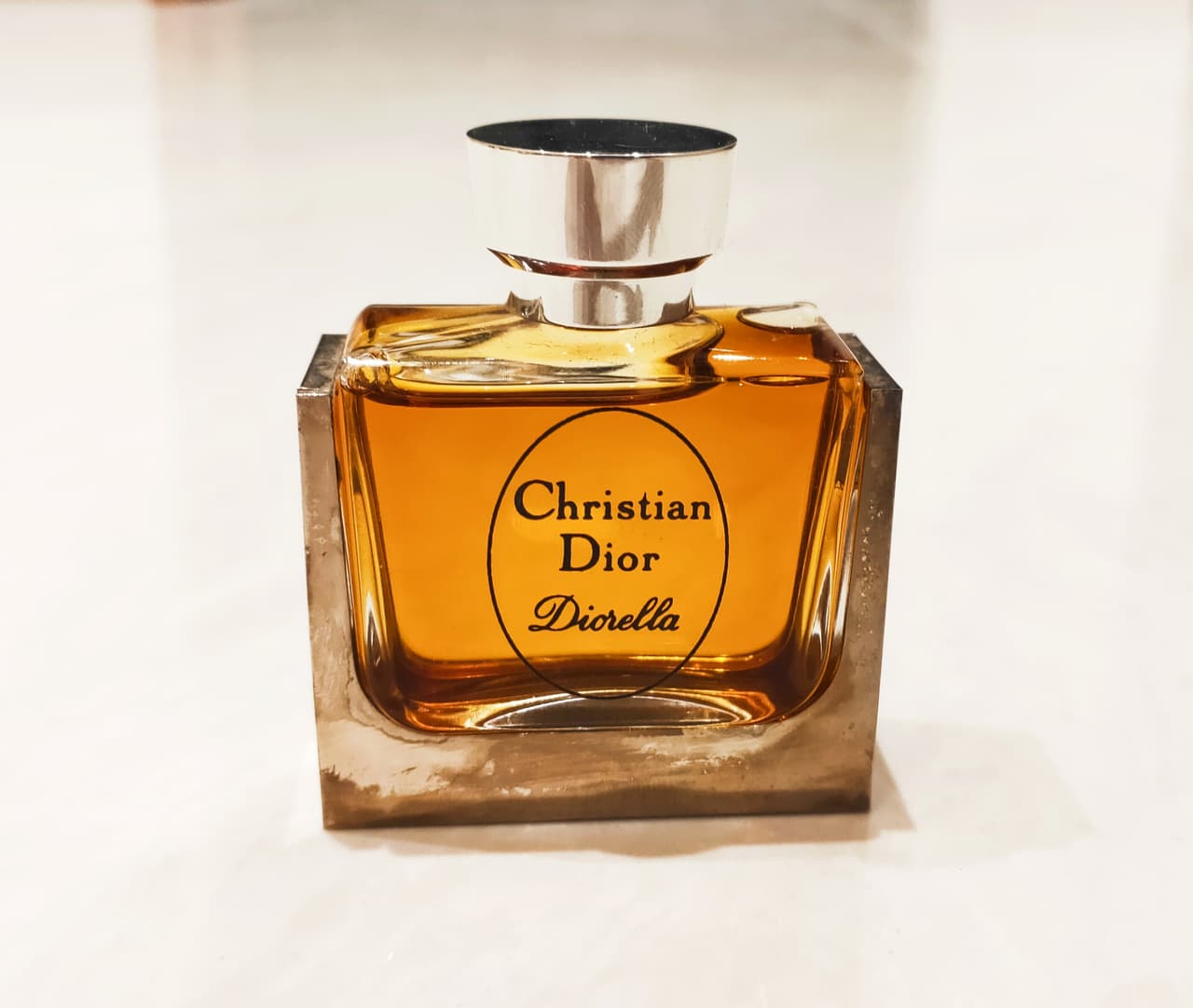 【譯文】Jean-Claude Ellena : 在Diorella之前和之後 - Nefertari (@nefer) | Dcard