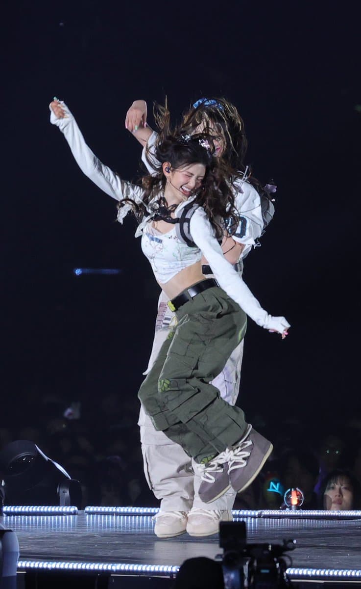 #分享 NewJeans 2023 KBS歌謠大祝祭 - NewJeans(NJZ)板 | Dcard