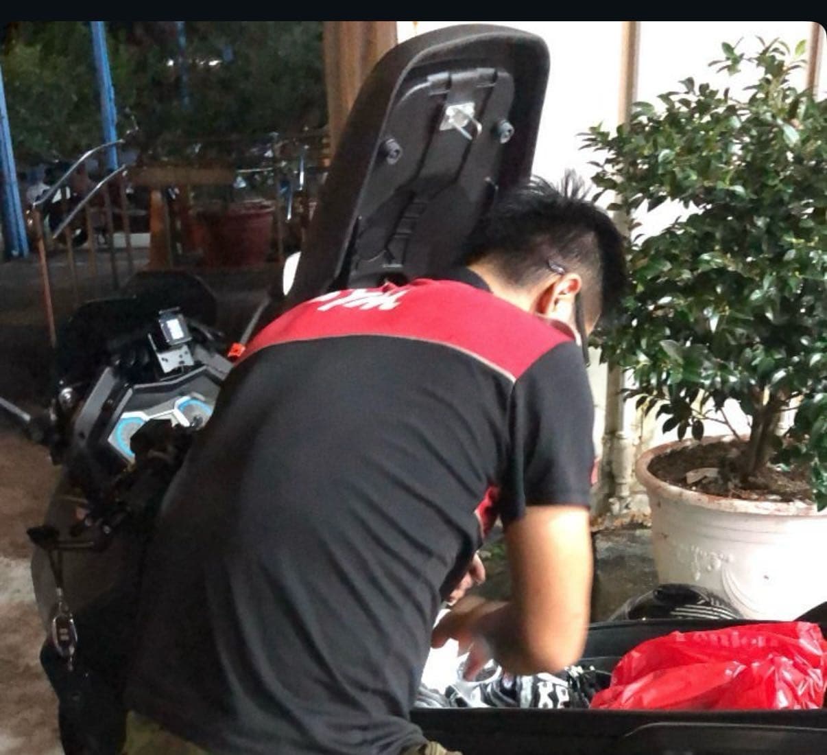 #黃牌 Maxsym400 SYM keyless故障 - 重機板 | Dcard