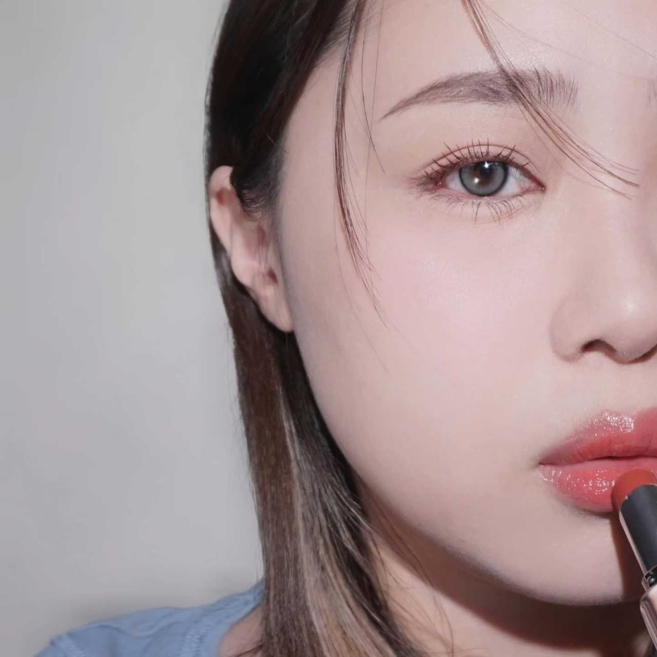 來我IG 抽口紅、眼影、塑型眉膠🎁 - yan's makeup (@isyan_05) | Dcard