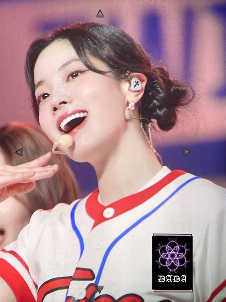 #分享 TWICE 9週年fan meeting 飯拍照 - TWICE板 | Dcard