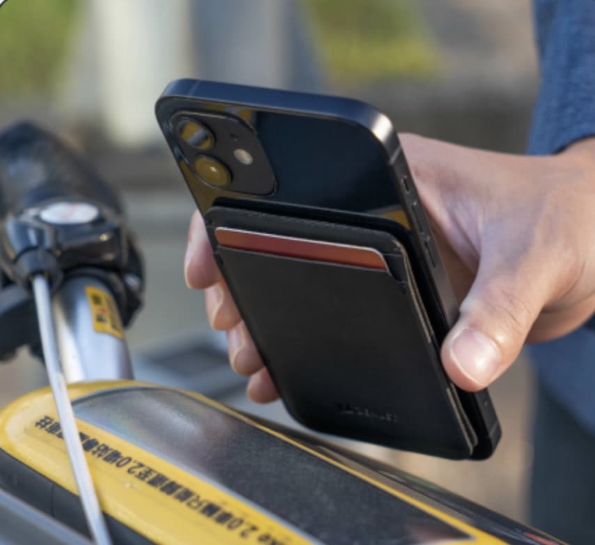 #請益 (iPhone手機支架）MOFT、Vatora、 cache 2.0 - Apple板 | Dcard