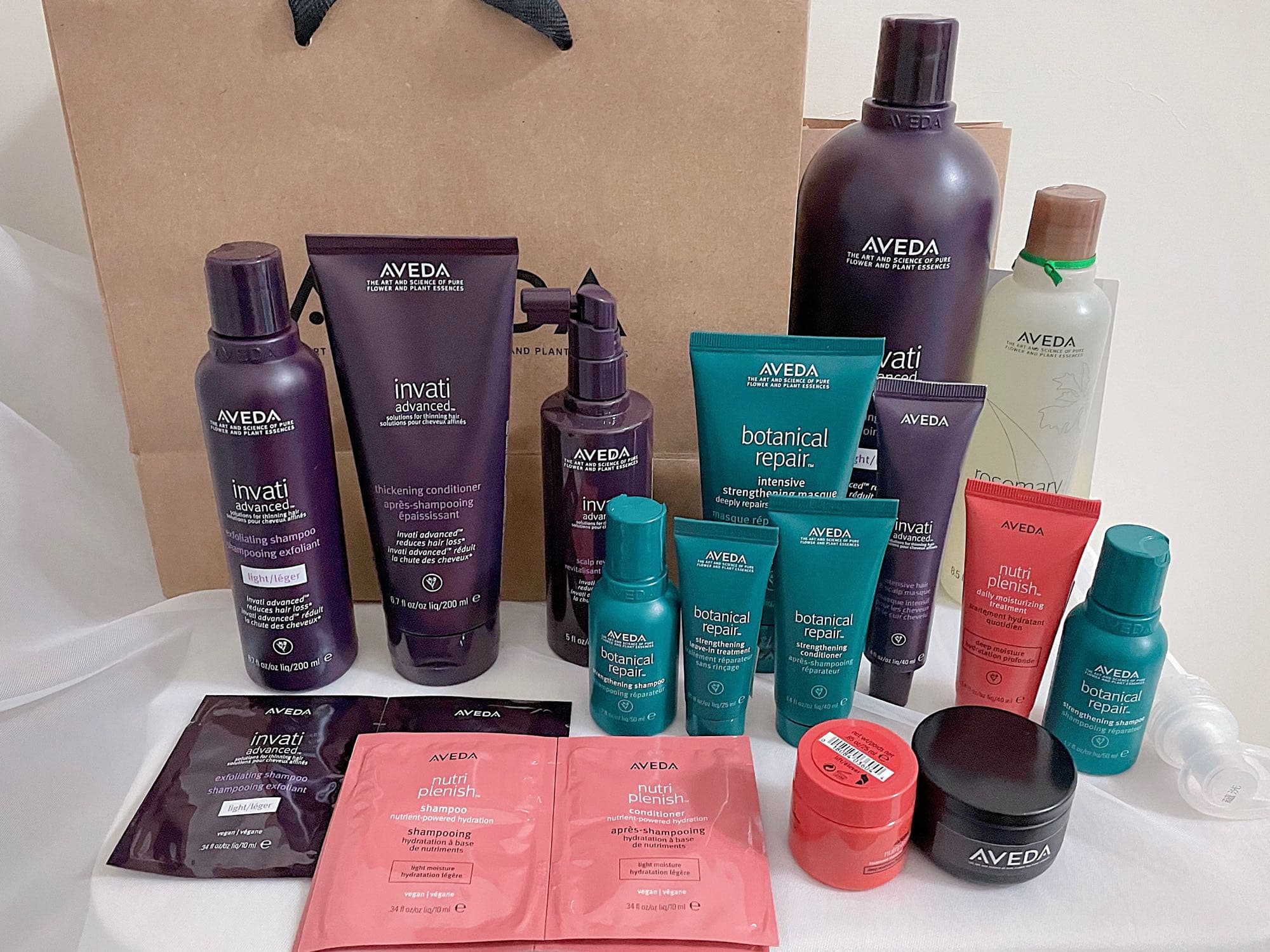 #分享 2022週年慶開箱（嬌蘭/Chanel/資生堂東京櫃/Aveda/克蘭詩/Aesop)+10月生日禮 ️ - 美妝板 | Dcard