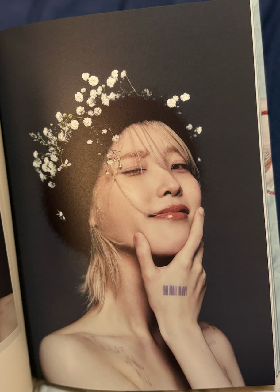 #開箱 #分享 IU The winning 第六張迷你專輯 - IUAENA板 | Dcard