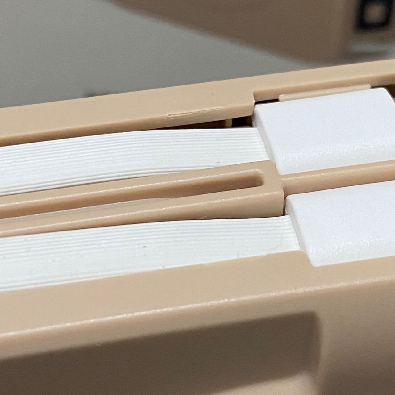 蒂蒂團購moztech 多功能行動電源 - B445 留言 | Dcard