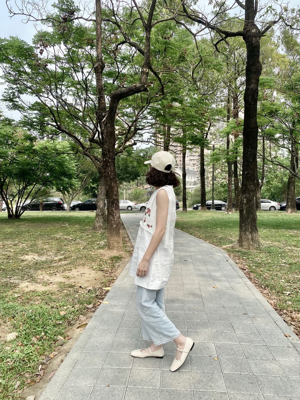 #分享 𝟭𝟰𝟴𝗰𝗺一鞋多穿x瑪莉珍鞋 #電力滿格密技 - 穿搭板 | Dcard