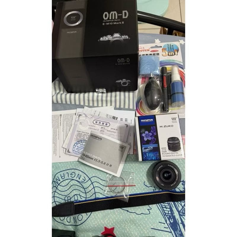 #我要賣 OLYMPUS OM-D E-M10 Mark lll 銀色 - 二手交易板 | Dcard