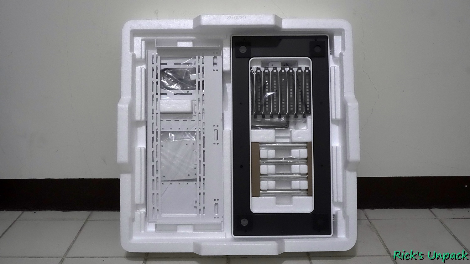 【開箱】美景盡收眼底 | Thermaltake 曜越 Core P3 TG Pro開箱 - 3C板 | Dcard
