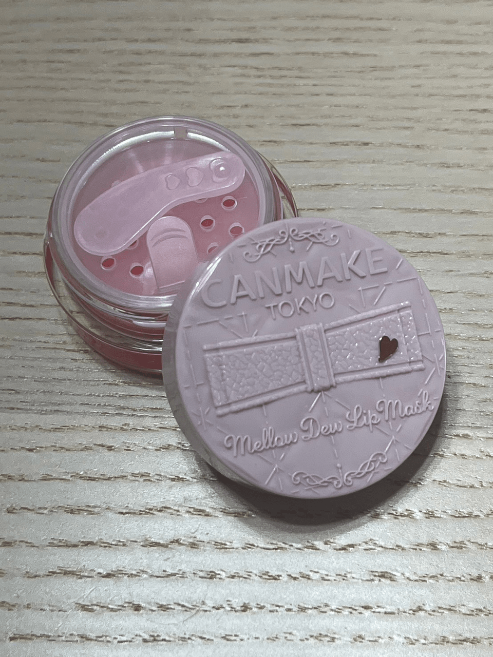 #心得 五樣 CANMAKE彩妝分享，日本美妝必買清單 ，開架彩妝心得 (打亮、遮瑕、睫毛膏、護唇膏) - 伊漾 (@eevee_) | Dcard