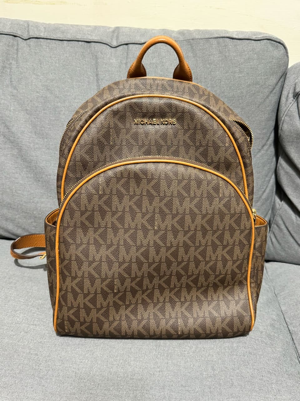 「mk後背包」的搜尋結果 | Dcard