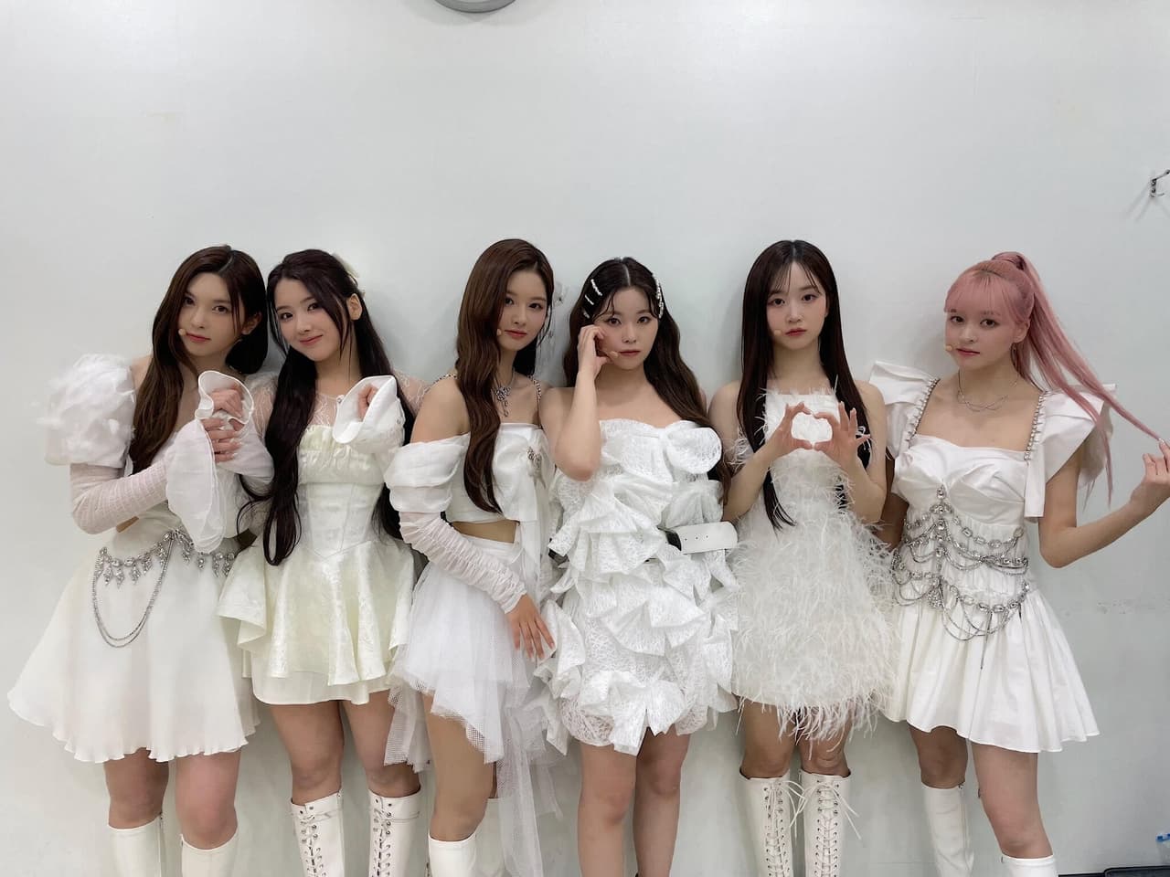 #分享 NME採訪翻譯+即將簽約美國唱片公司Republic Records 消息 - NMIXX板 | Dcard